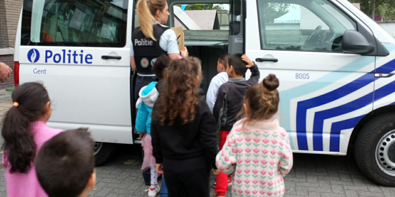 De politie op bezoek! – Sint-Paulus De Wonderboom De politie op bezoek! – Sint-Paulus De Wonderboom